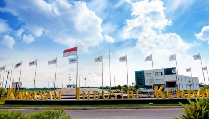 Perusahaan Thailand Bangun Pabrik Ban di KEK Kendal, Investasi Jateng Melonjak