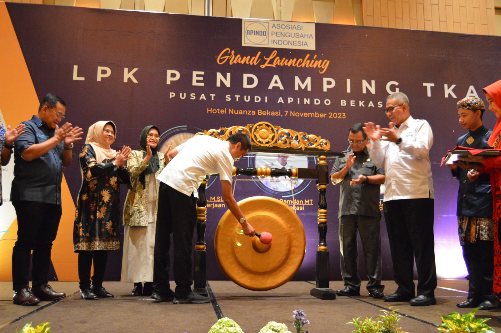 Pertama Di Indonesia, Apindo Kab. Bekasi Luncurkan LPK Pendamping TKA